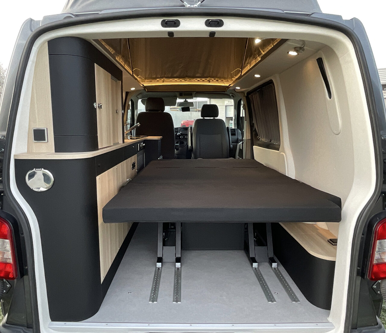 Aménagement sur-mesure Volkswagen T5 court 4motion